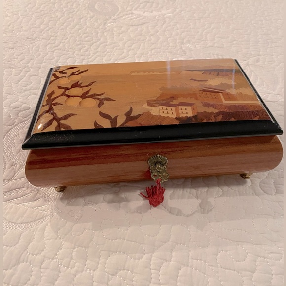 Other | Vintage Italian Wood Inlay Music Box | Poshmark